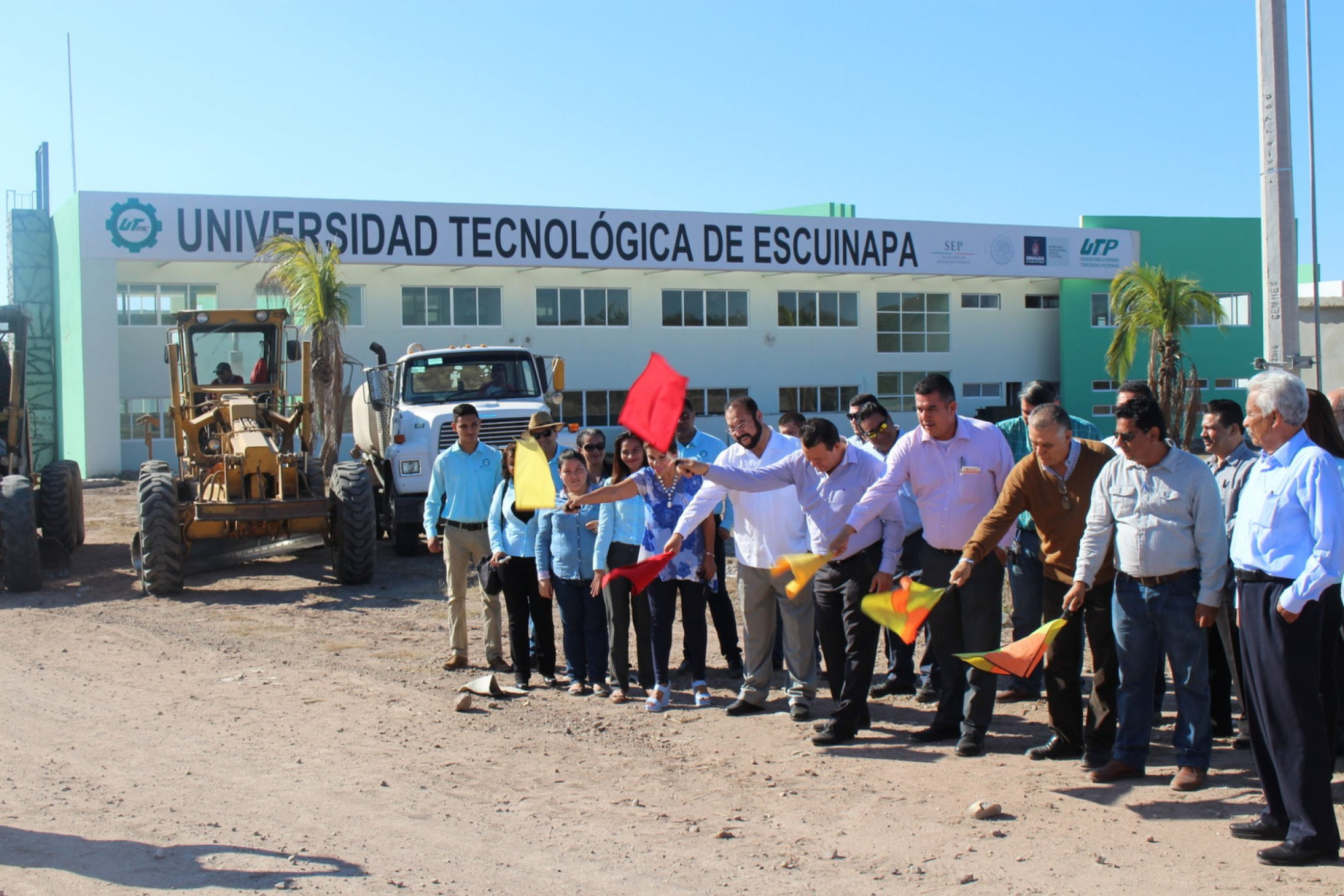 BANDERAZO DE INICIO DE LIMPIEZA EN CAMINO DE UTESC – Universidad ...